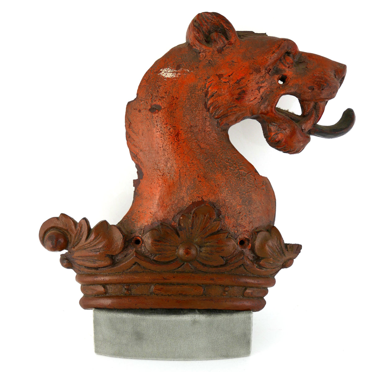 Heraldic Crest - Leopard’s Head, 1880 – The Armoury St James's